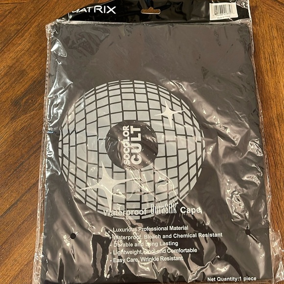 Matix | Hair | Matrix Hairdresser Cape Nwt | Poshmark